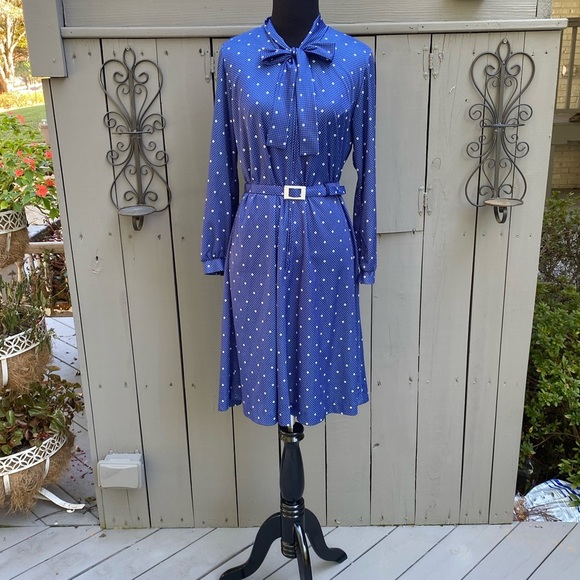Vintage | Dresses | Vintage 7s Polkadot Pussybow Belted Dagger Collar ...